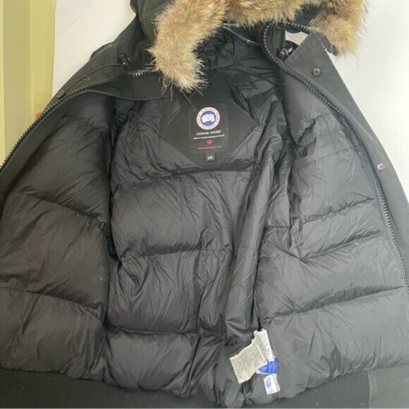 Canada Goose | Jackets & Coats | Canada Goose Chilliwack Bomber Jacket ...